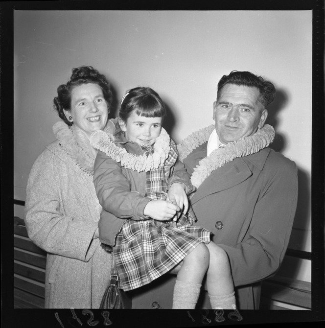 70 Years Ago – Wanganella Strikes Rocks in Wellington Harbour