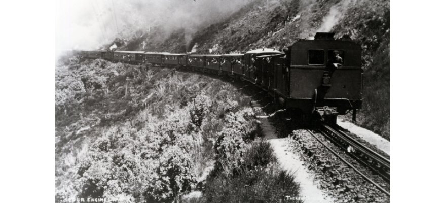 On the tracks of the Fell Locomotive
